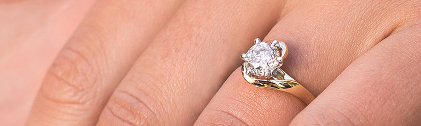 Gold Engagement Rings | Shiels