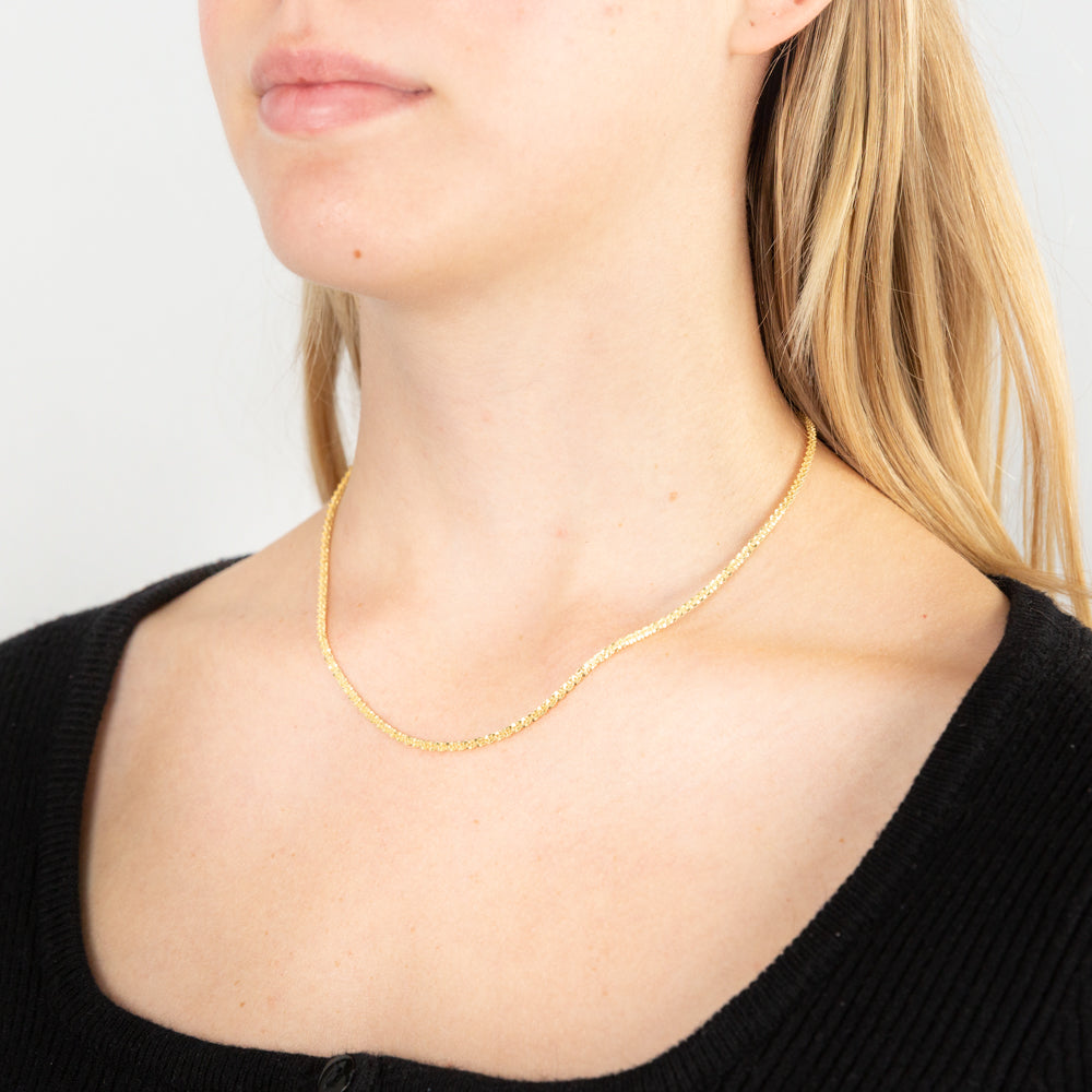 9ct Yellow Gold CrissCross Fancy 40cm Chain – Shiels Jewellers