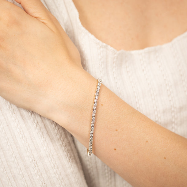 Luminesce Lab Grown 2 Carat Diamond Tennis Bracelet in 9ct Yellow Gold – Shiels Jewellers