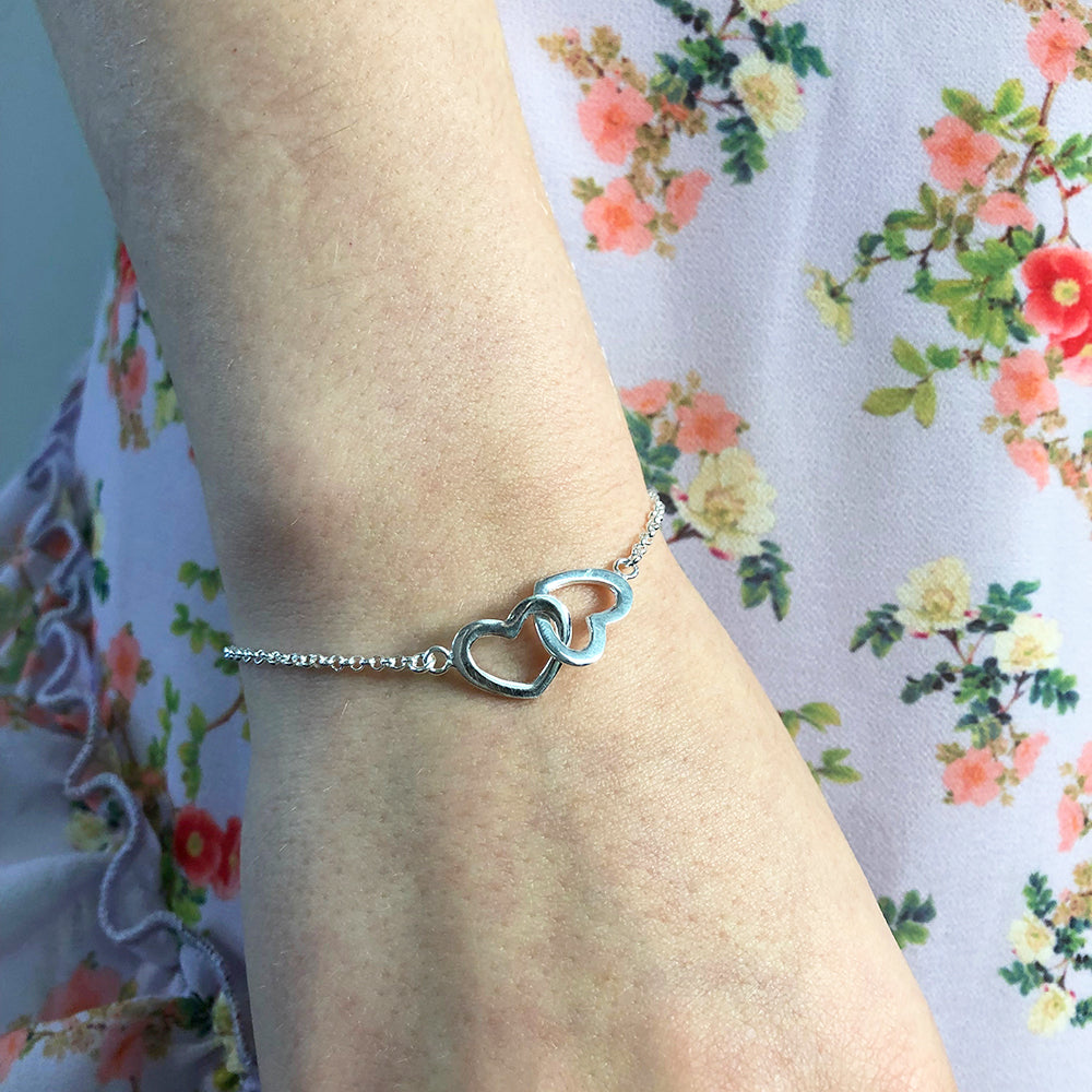 Sterling Silver Interlocking Hearts Bracelet 19cm – Shiels Jewellers