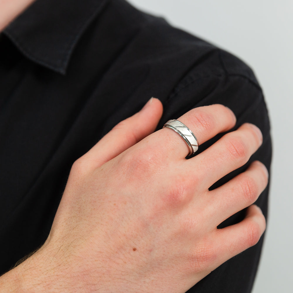 Stainless Steel Gents Patterned Ring – Shiels Jewellers
