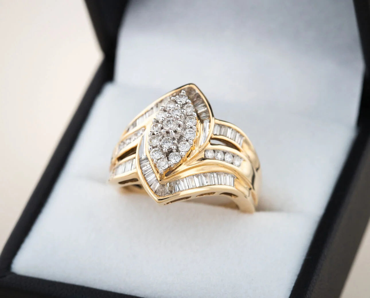 Bridal Jewellery - Wedding & Engagement Rings | Shiels