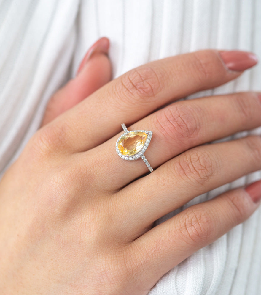November Birthstone