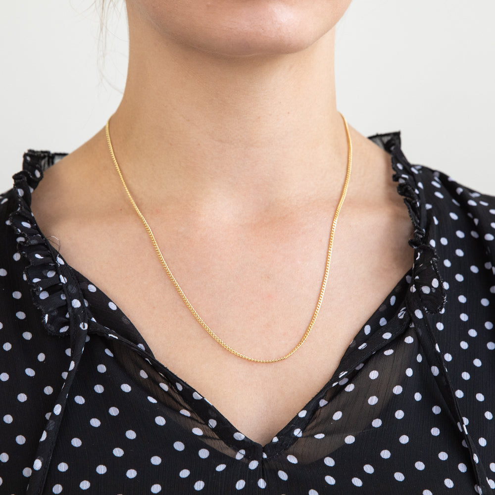 9ct Yellow Gold 50 Gauge Curb Chain 50cm – Shiels Jewellers