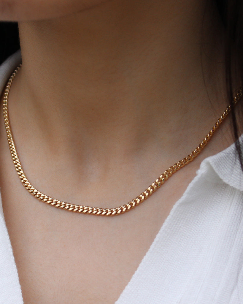 9ct Yellow Gold 45cm Curb Chain – Shiels Jewellers